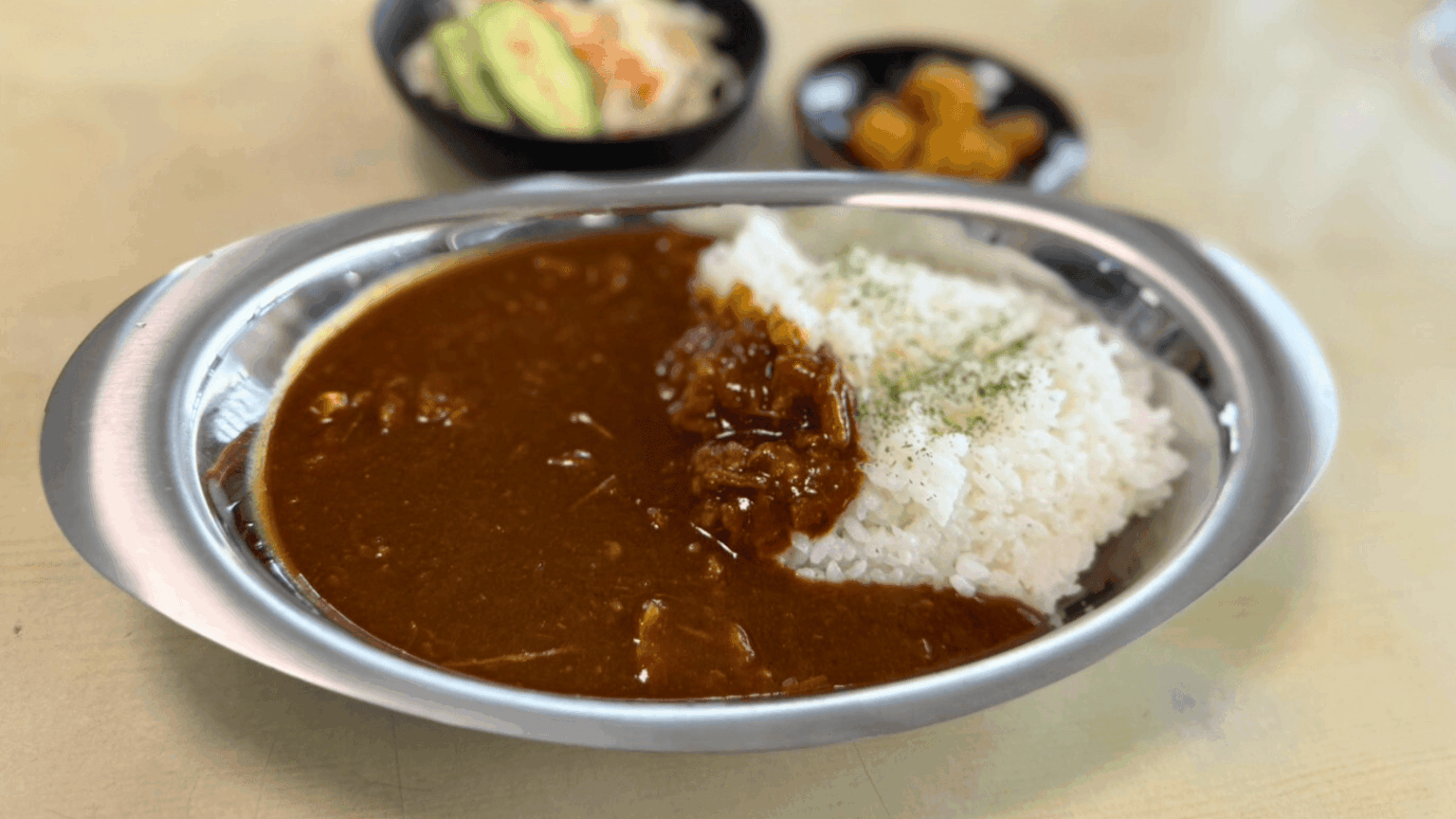【青梅市柚木町】2025年5月オープン！「カレー男」の絶品トロトロ牛すじカレー｜吉川英治記念館すぐ | baigo.fun